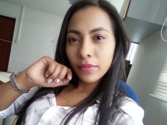 Live Cam And Sex Chat With Roxy 03 On Rabbits Cams