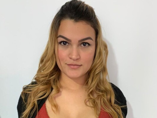 Tayrafox On Live Sex Cam And Webcam Chat Rabbitscams